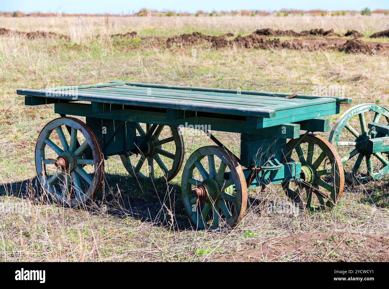 Old carts hi-res stock photography and images - Alamy