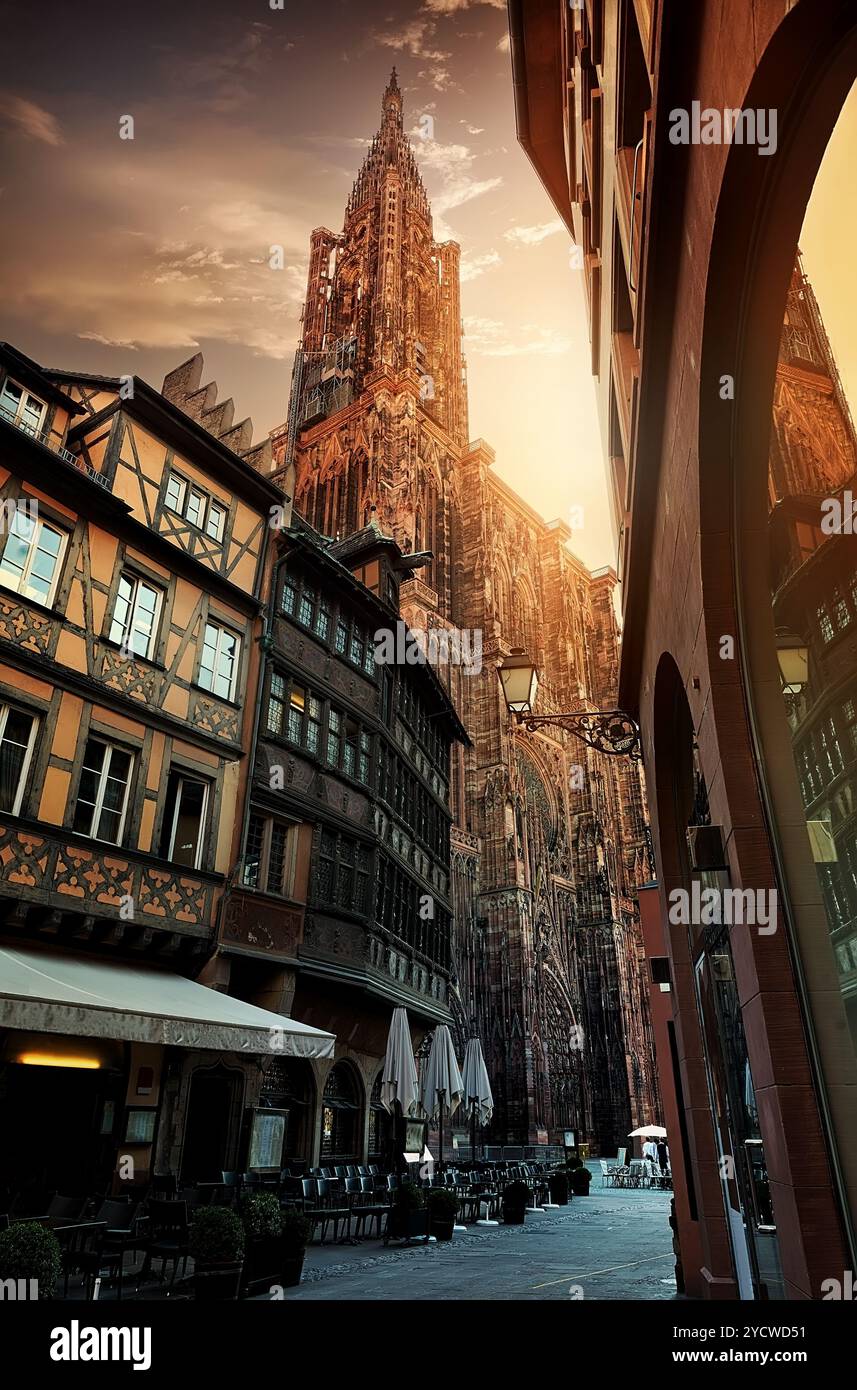 Strasbourg cathedral sunset hi-res stock photography and images - Alamy