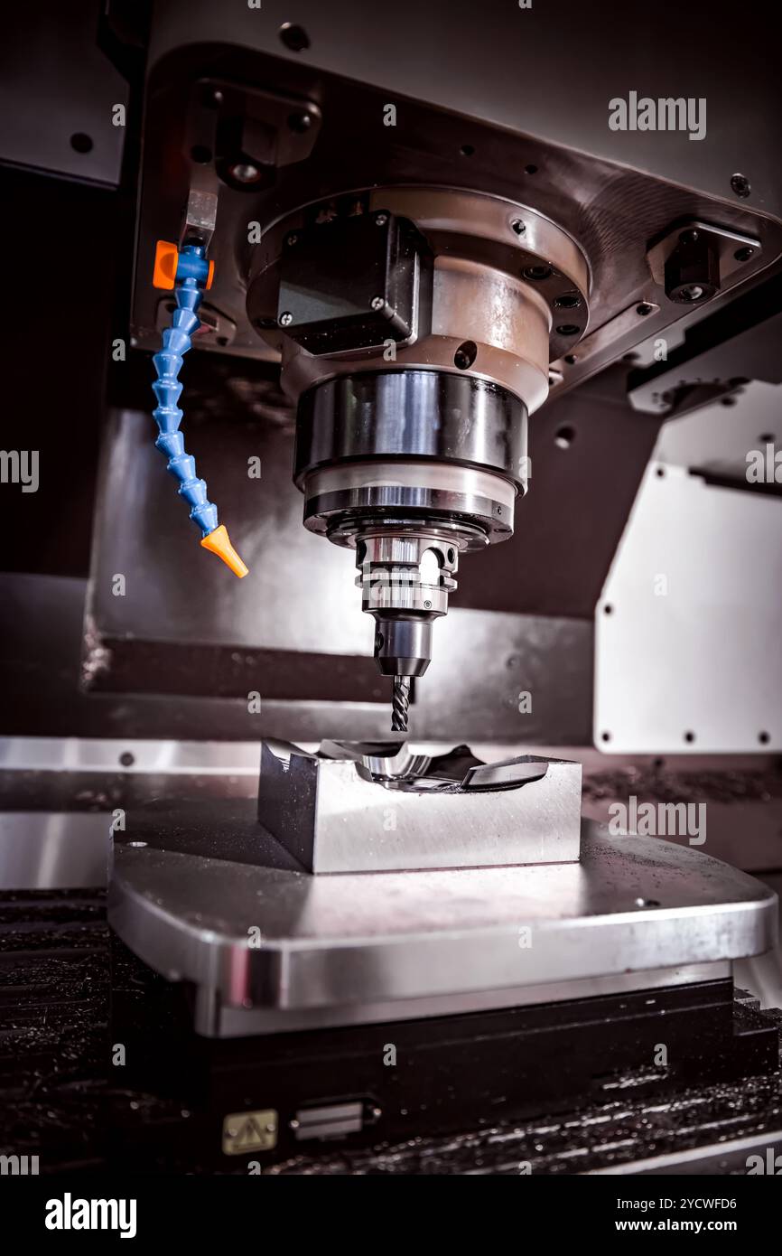 Milling industry workers hi-res stock photography and images - Alamy