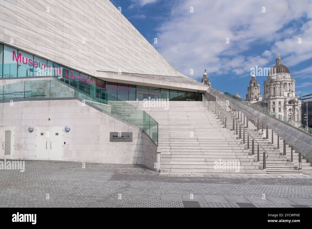 England, Lancashire, Liverpool, Pier Head, The Port of Liverpool ...
