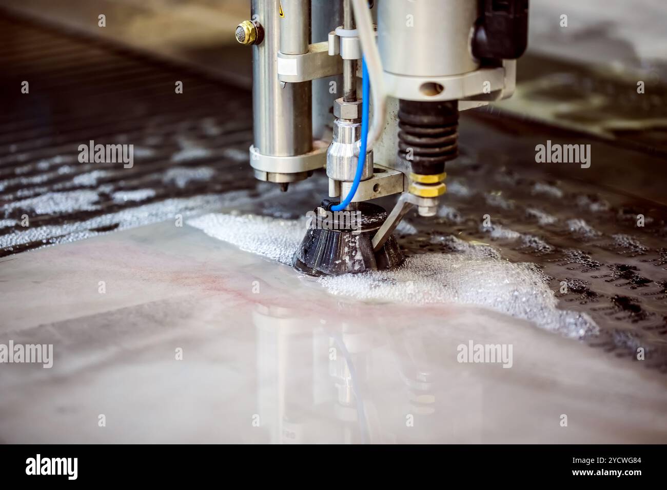 Cnc laser cut machine hi-res stock photography and images - Alamy
