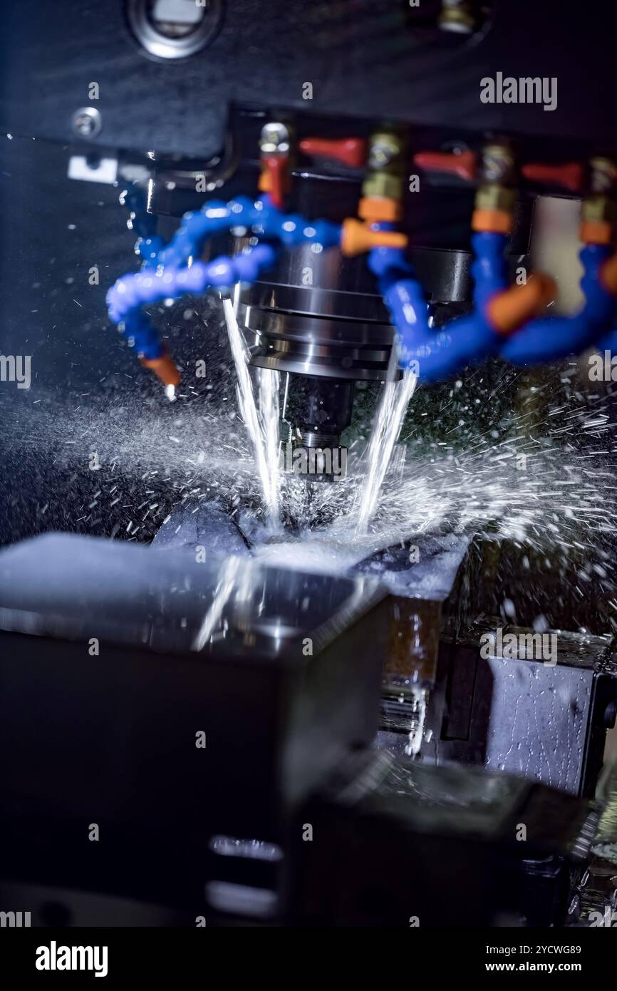 Metalworking CNC milling machine Stock Photo - Alamy