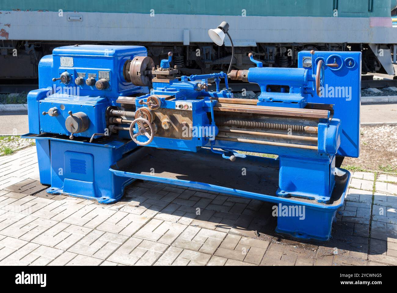 Automated lathe machine hi-res stock photography and images - Alamy
