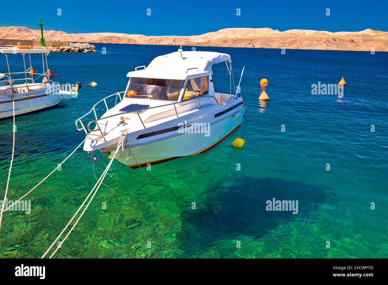 The floating boat hi-res stock photography and images - Alamy