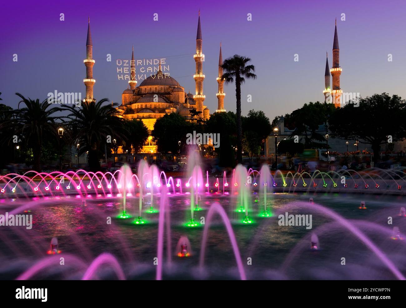 Sultan ahmed mosque and fountain hi-res stock photography and images ...