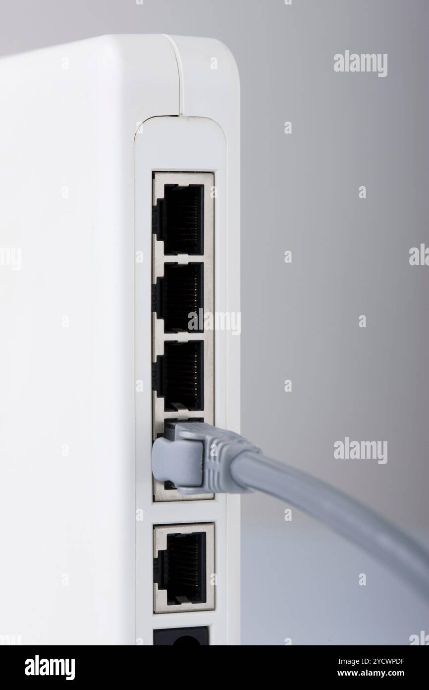 Modem cable hi-res stock photography and images - Alamy