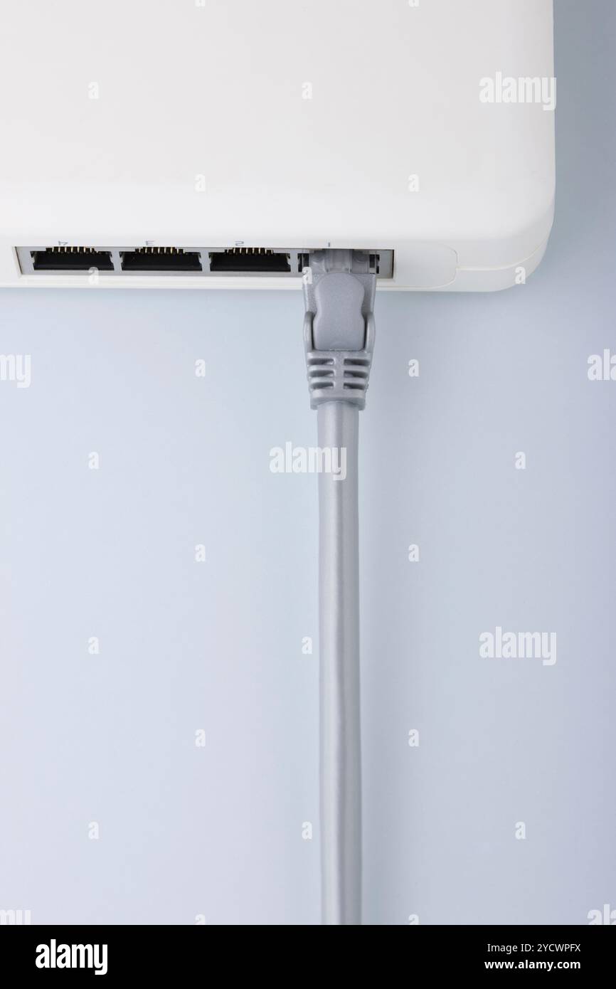 Computer modem hi-res stock photography and images - Alamy