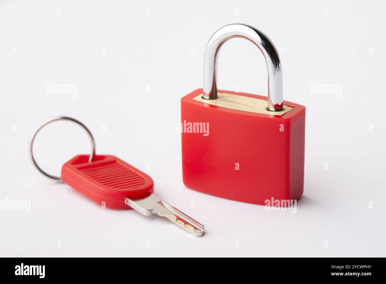 Red key security hi-res stock photography and images - Alamy