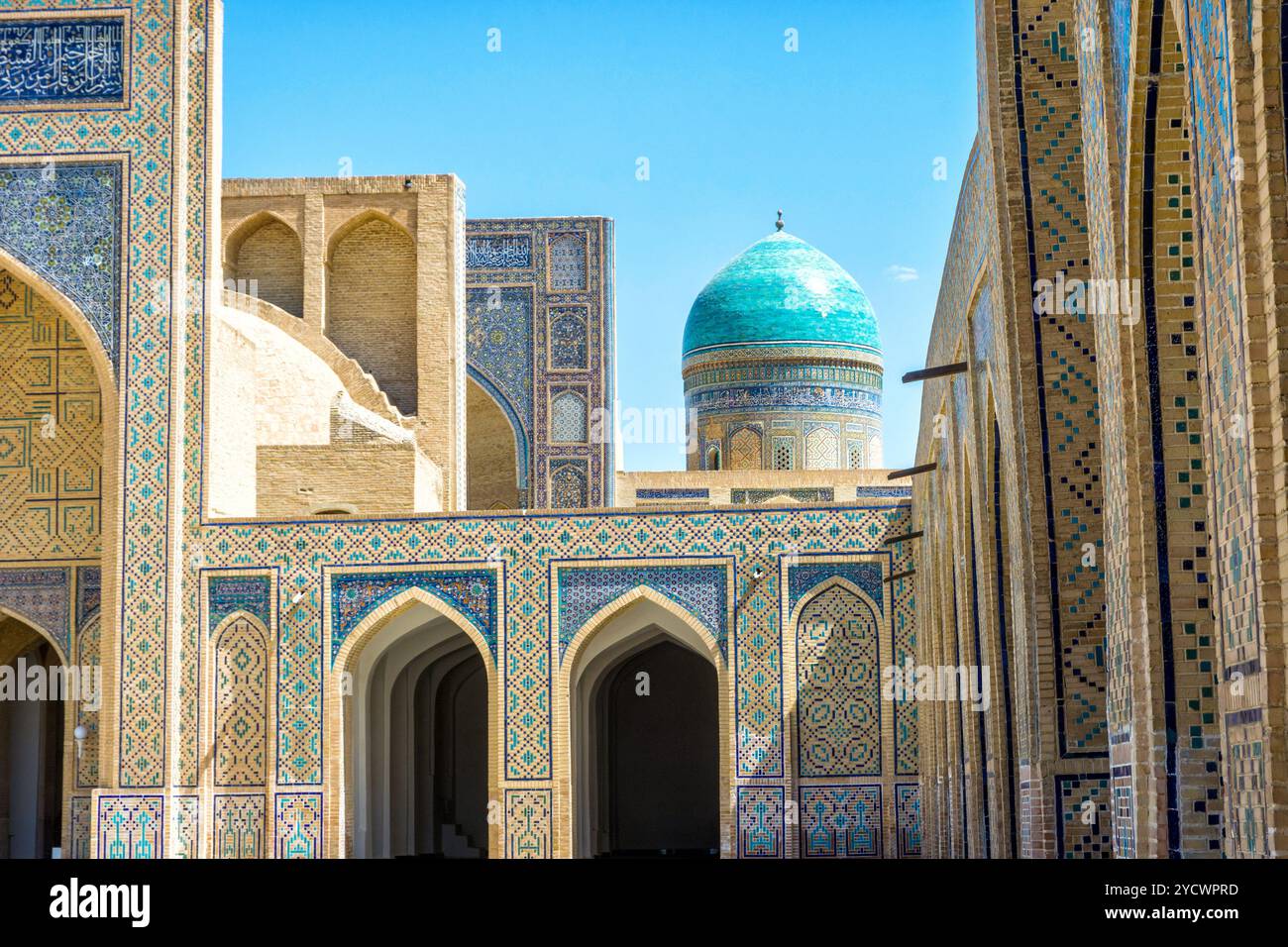 Blue mosque dome detail hi-res stock photography and images - Alamy