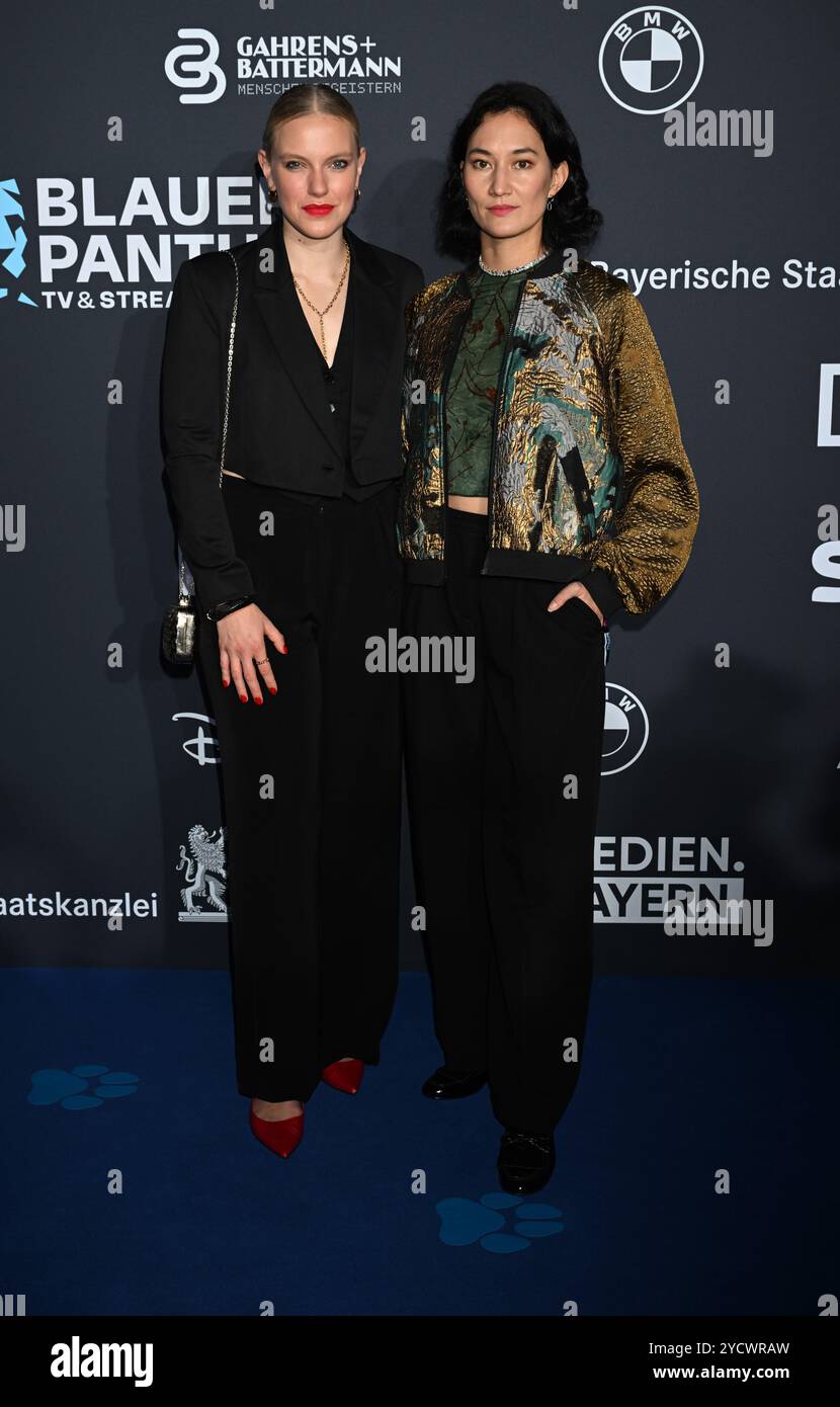 Munich, Germany. 23rd Oct, 2024. Julia Brenc (l) and actress Agnes ...