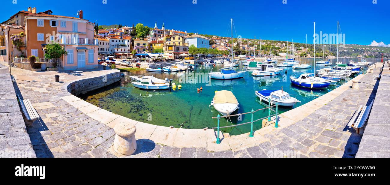 Village panoramic hi-res stock photography and images - Alamy