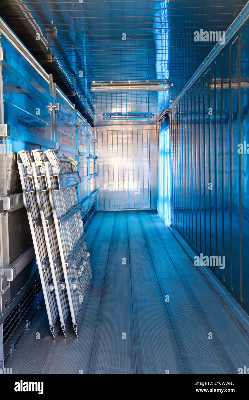 Blast freezer hi-res stock photography and images - Alamy