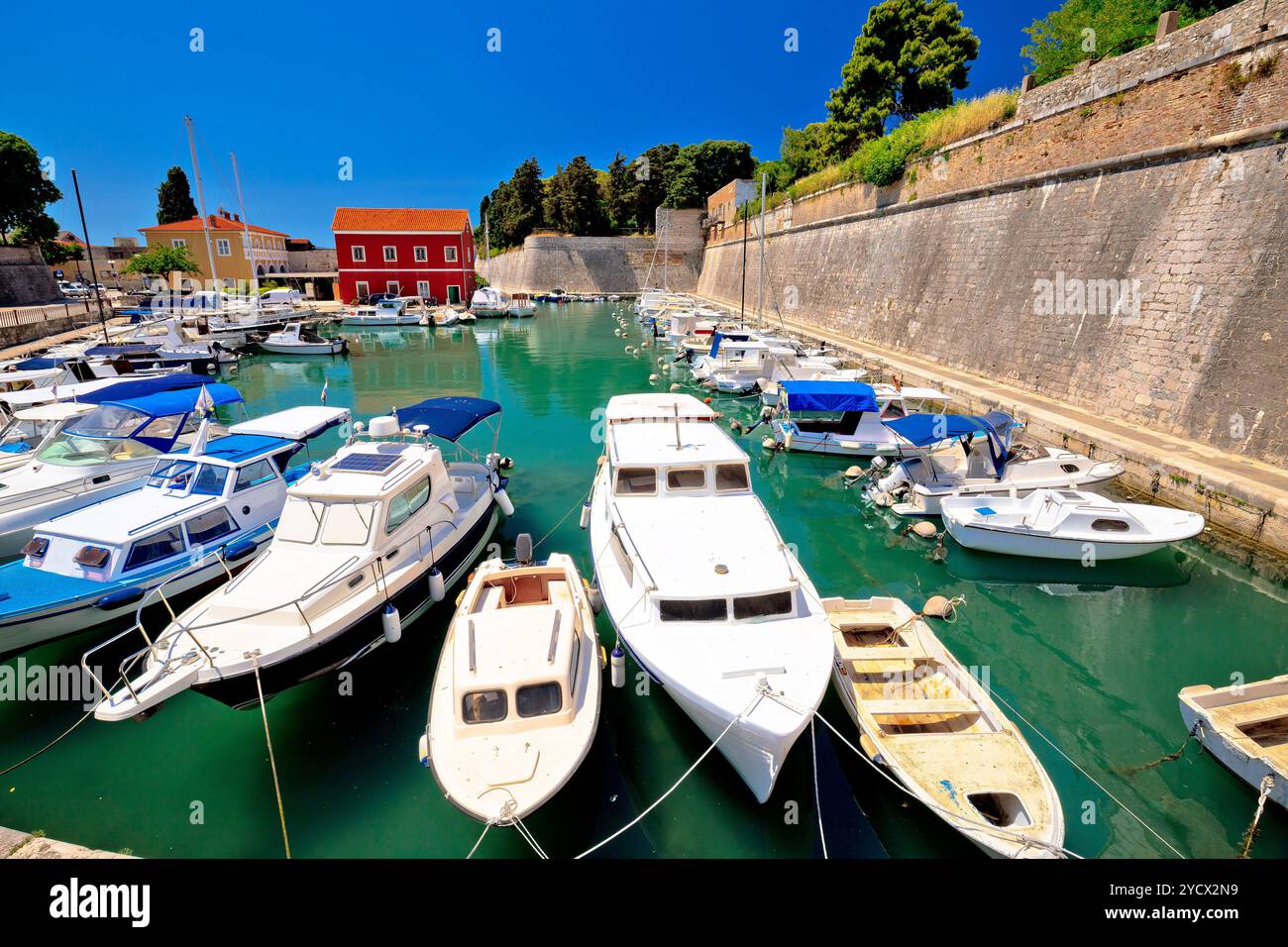 Zadar defense walls and Fosa harbor view Stock Photo - Alamy