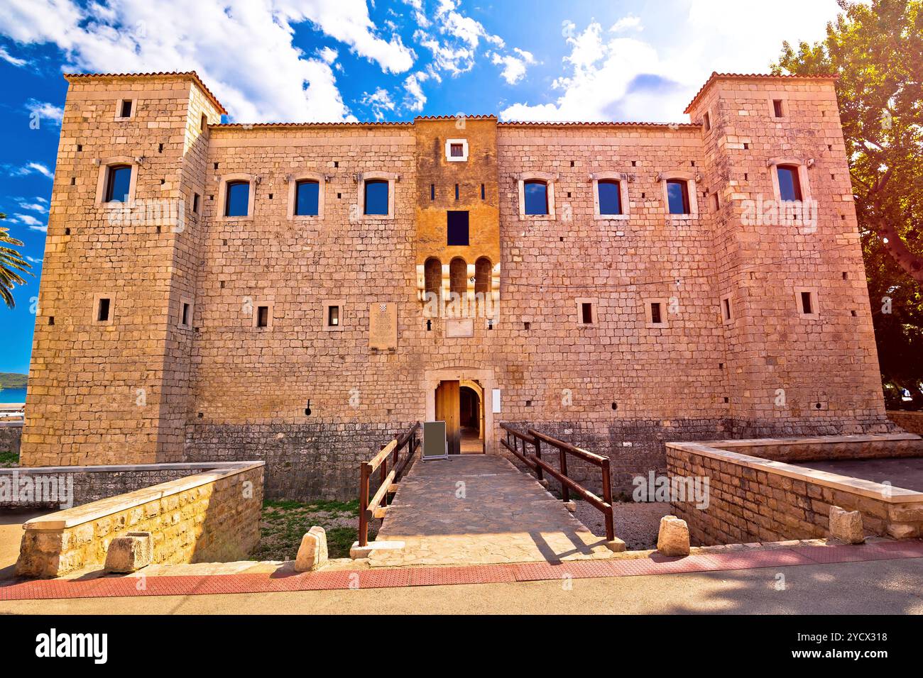 Kastel luksic croatia hi-res stock photography and images - Alamy