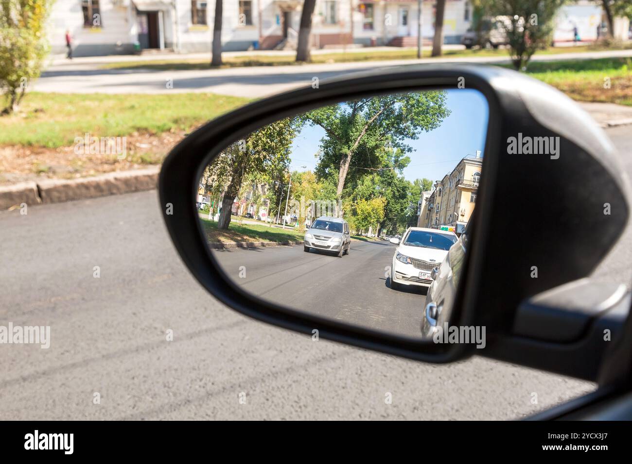 Vehicle reflection in glass hi-res stock photography and images - Alamy