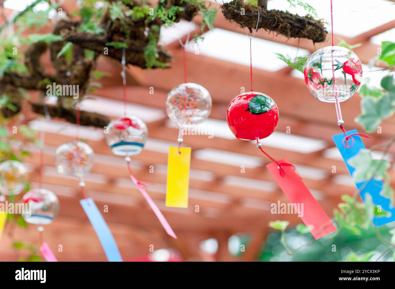 Chime sound hi-res stock photography and images - Alamy