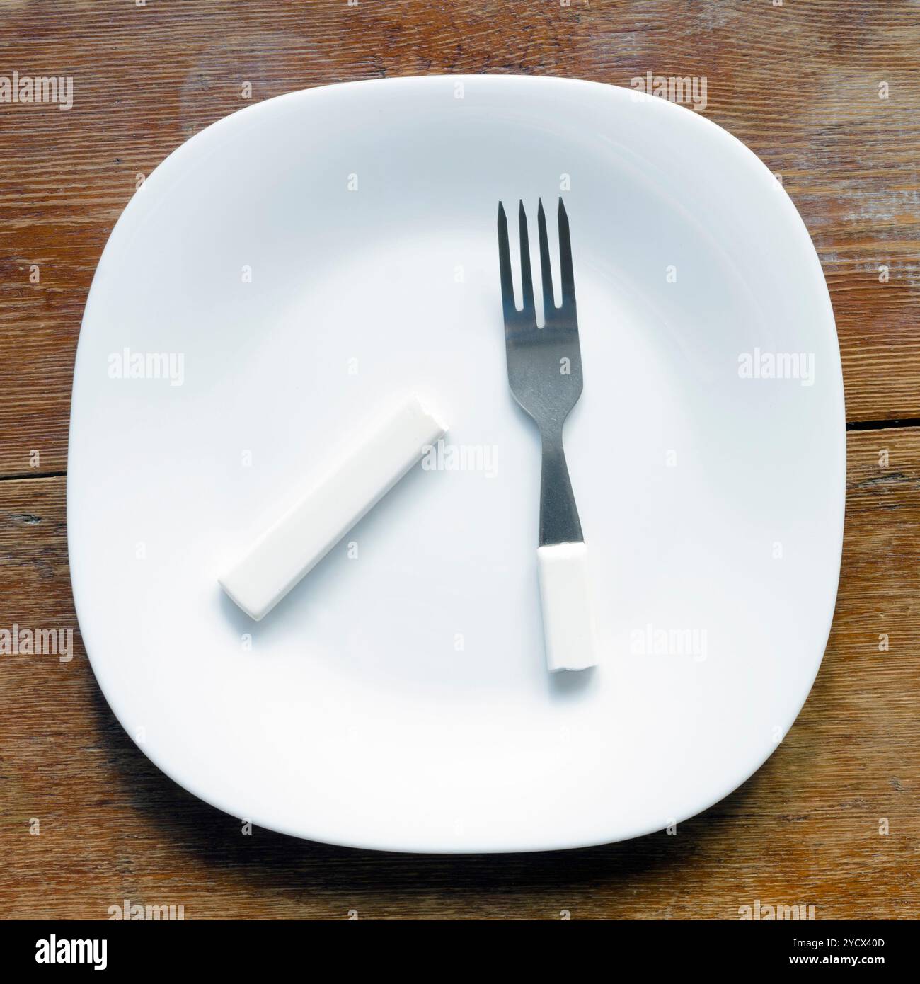Broken fork hi-res stock photography and images - Alamy
