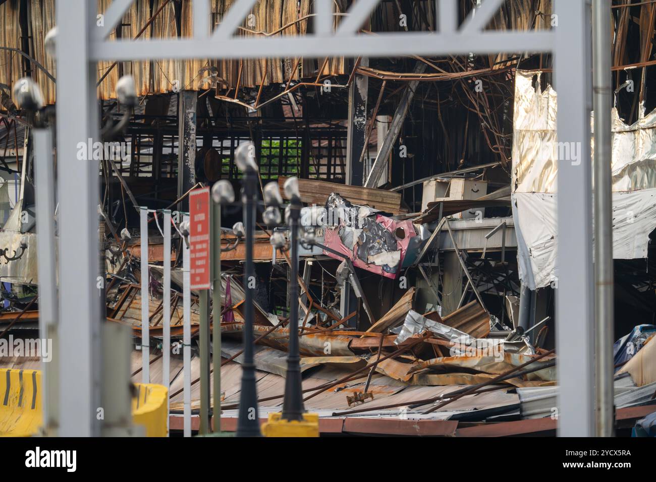 Images captures the devastating aftermath of a fire that ripped through ...