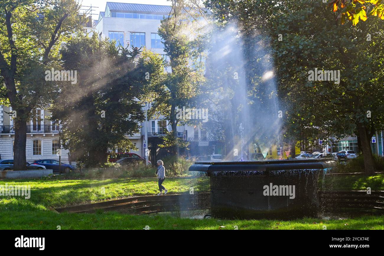 Victoria gardens fountain brighton hi-res stock photography and images ...