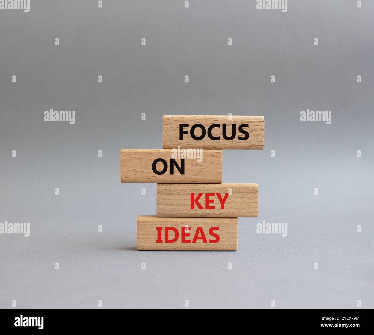 Focus on Key Ideas symbol. Concept words Focus on Key Ideas on wooden ...