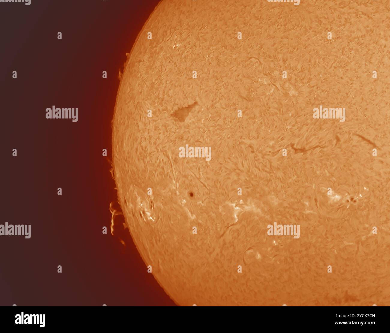 London, UK. 24th Oct, 2024. Large and complex sunspot group 3869 ...