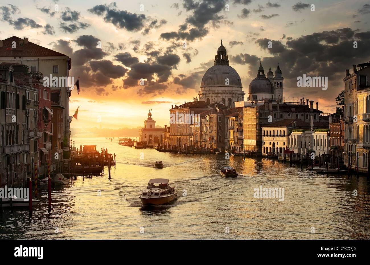 Sunny evening venice hi-res stock photography and images - Alamy
