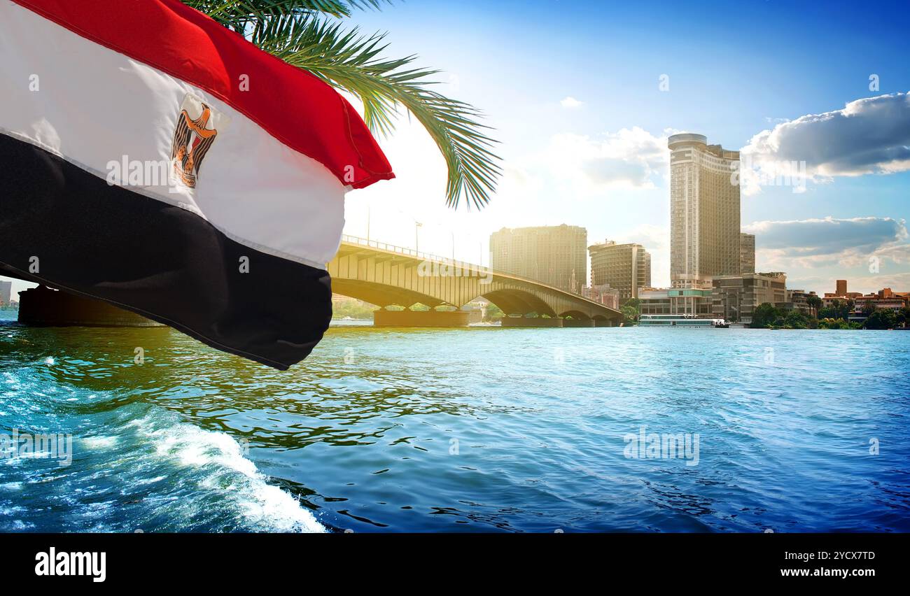 Flag and Cairo bridge Stock Photo - Alamy
