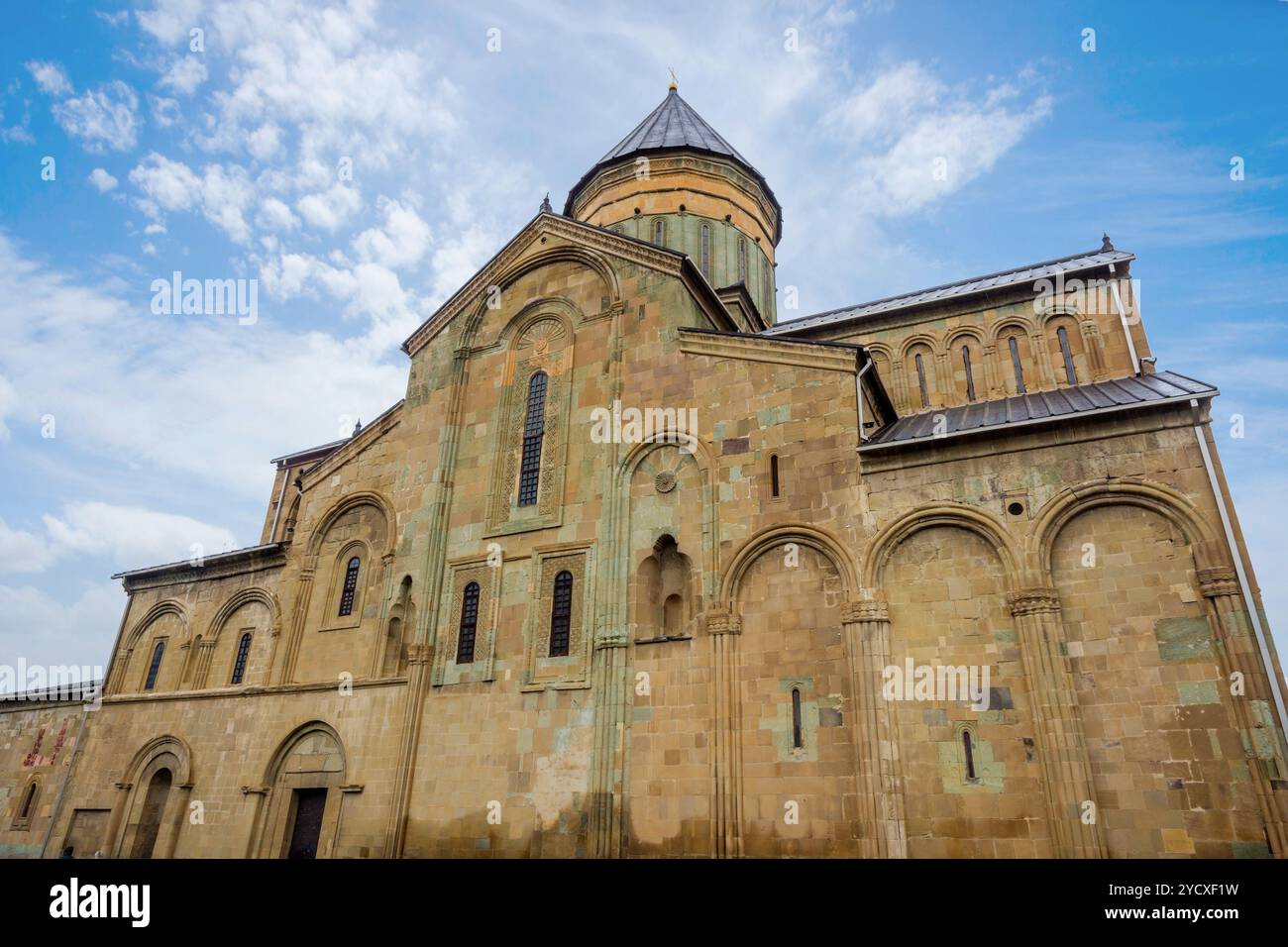 Mtskheta church of the holy cross hi-res stock photography and images ...