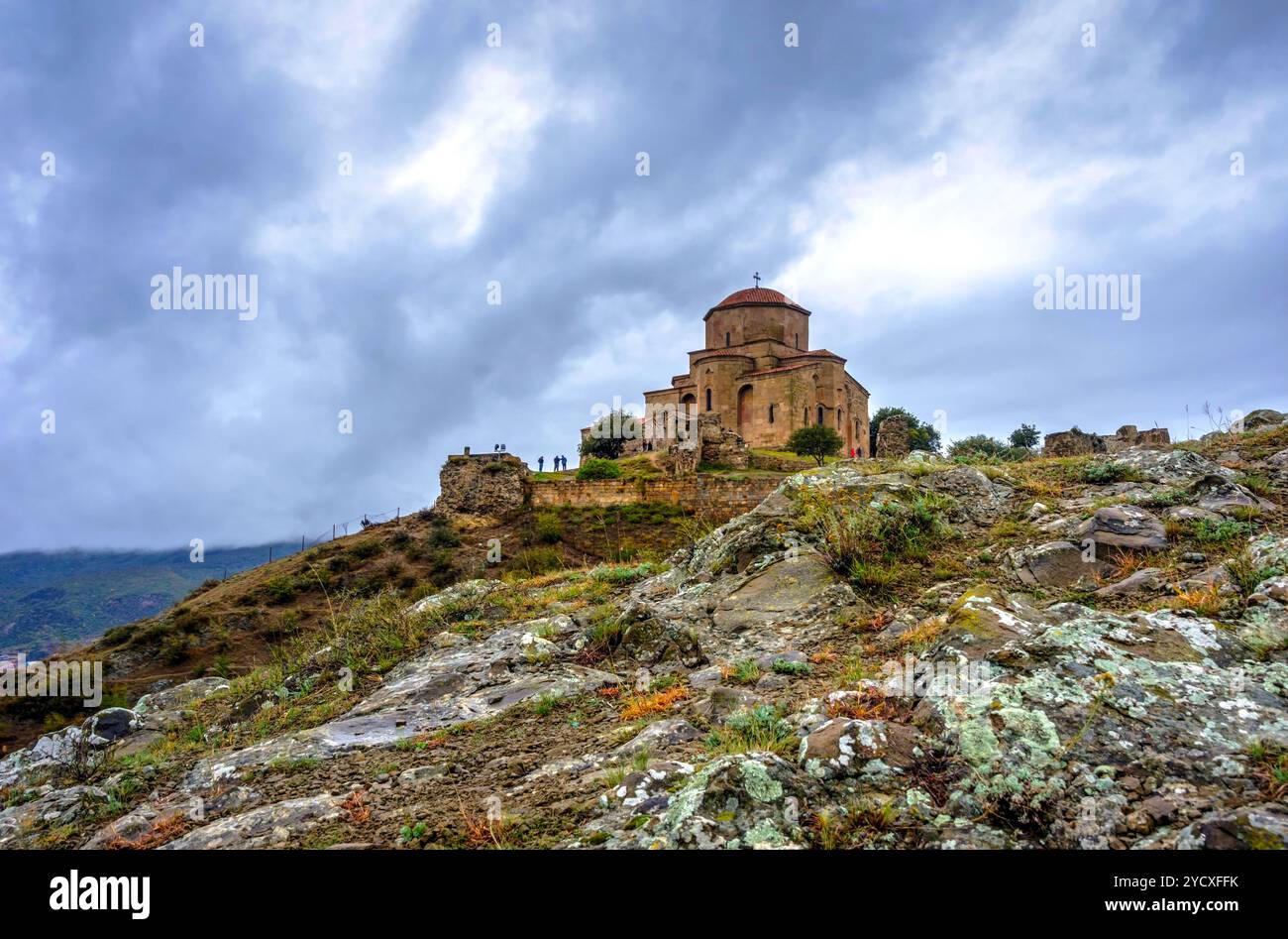 Mtskheta church of the holy cross hi-res stock photography and images ...