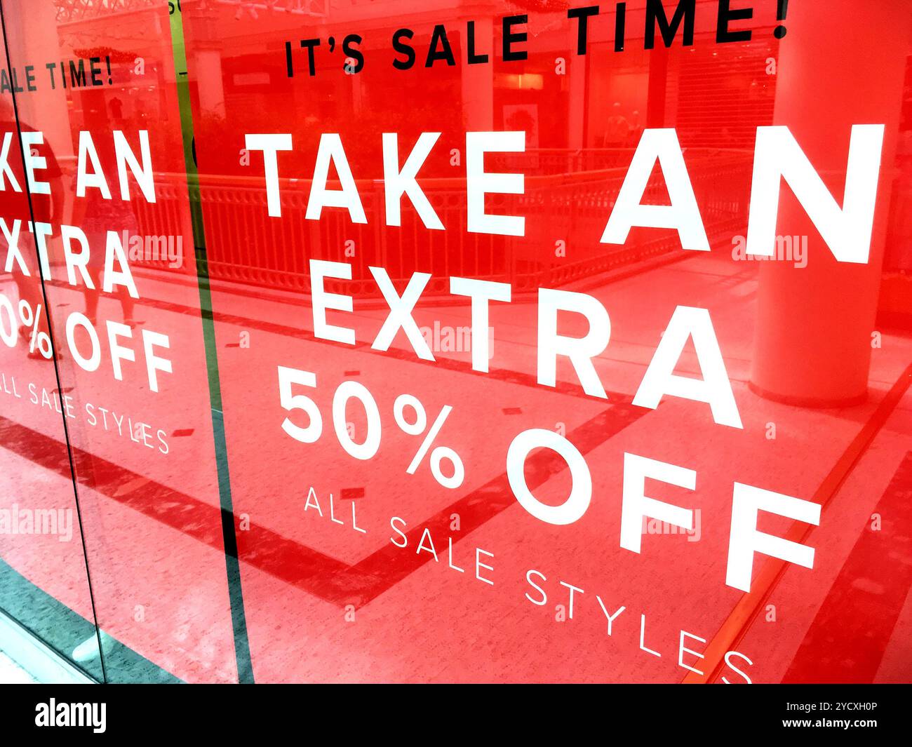 Sell banner hi-res stock photography and images - Alamy