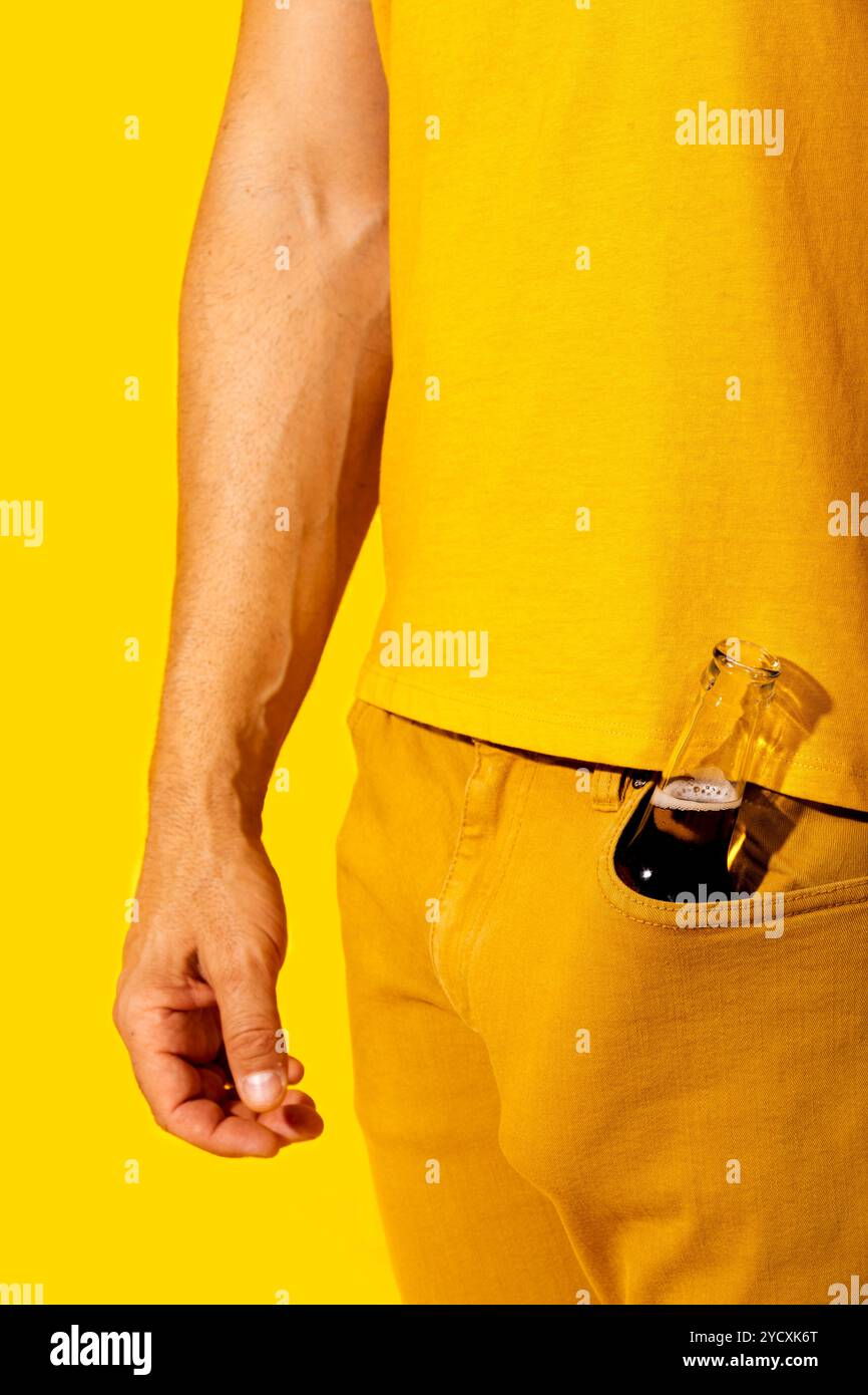 Clothing create hi-res stock photography and images - Alamy