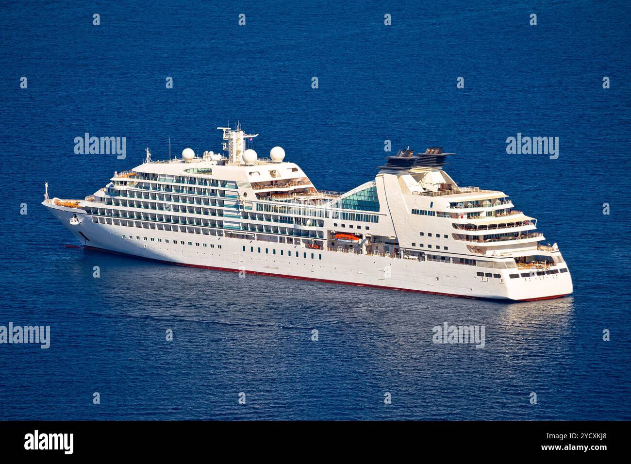 Colorful cruise ship' hi-res stock photography and images - Alamy