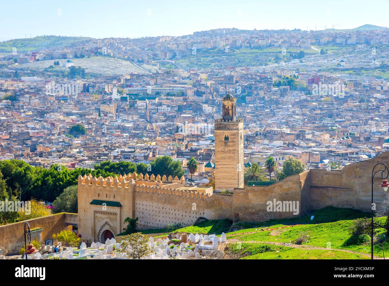 City wall of fez hi-res stock photography and images - Alamy