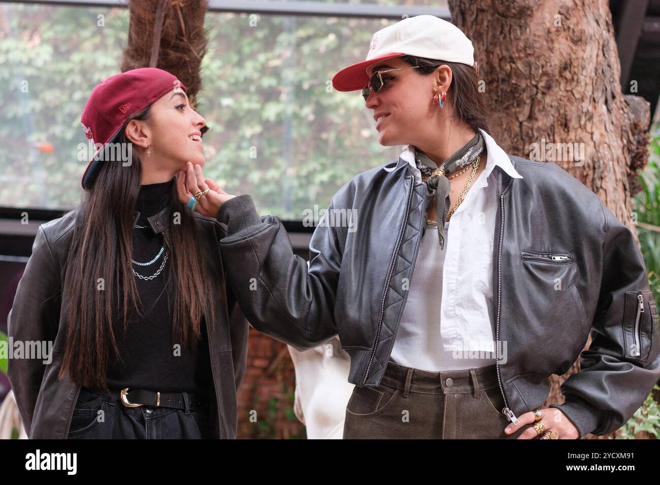 The musical duo Marlena poses during the presentation of their new ...