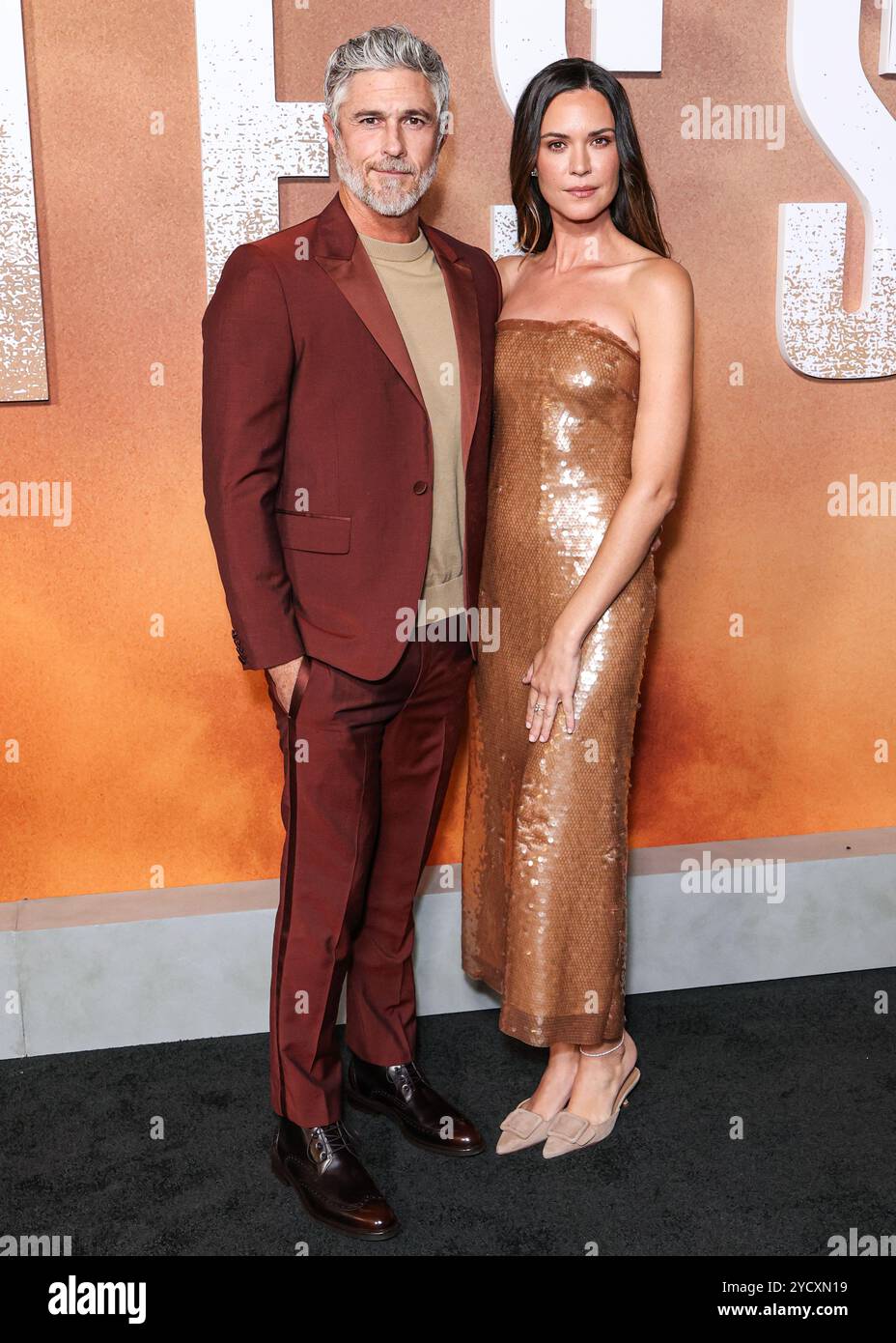 HOLLYWOOD, LOS ANGELES, CALIFORNIA, USA - OCTOBER 23: Dave Annable and ...