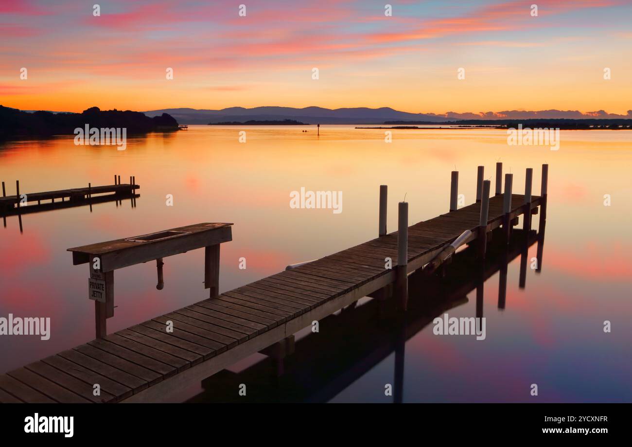 Old timber jetty hi-res stock photography and images - Alamy