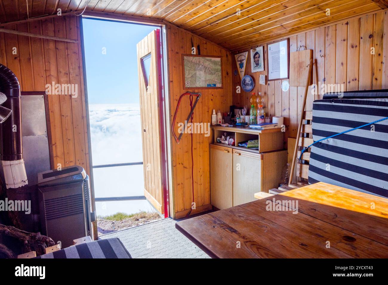 Bivouac shelter hi-res stock photography and images - Alamy