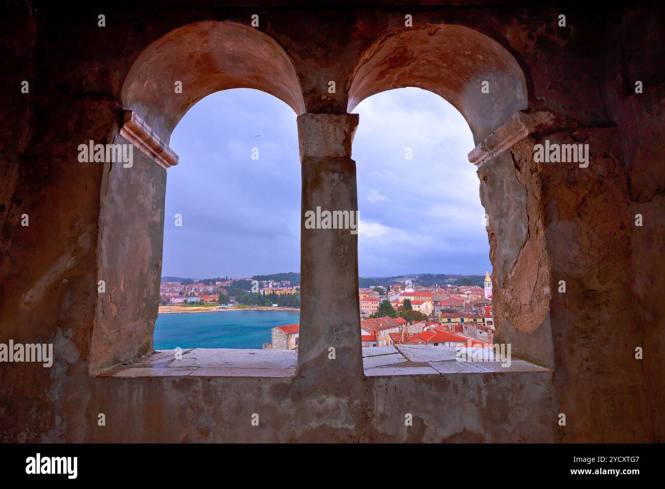 Blue tower church arch hi-res stock photography and images - Alamy