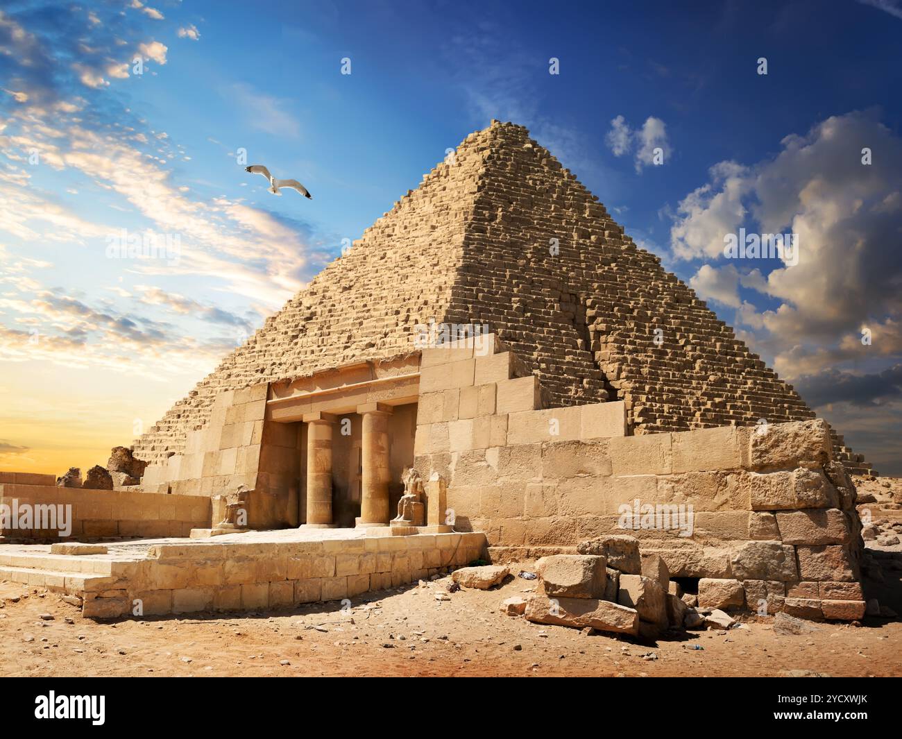 Entrance great pyramid giza hi-res stock photography and images - Alamy