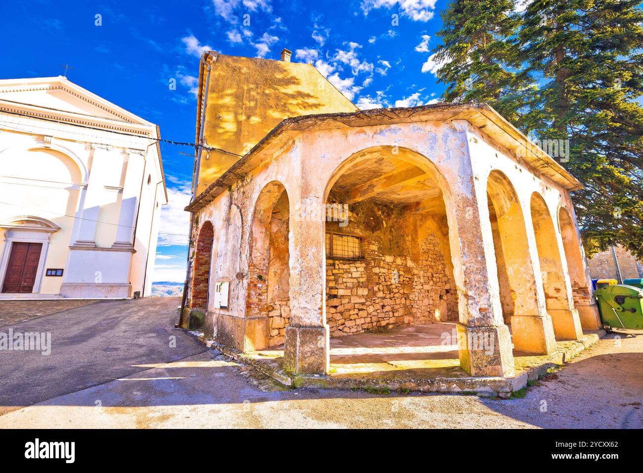 Medieval stone church square hi-res stock photography and images - Alamy