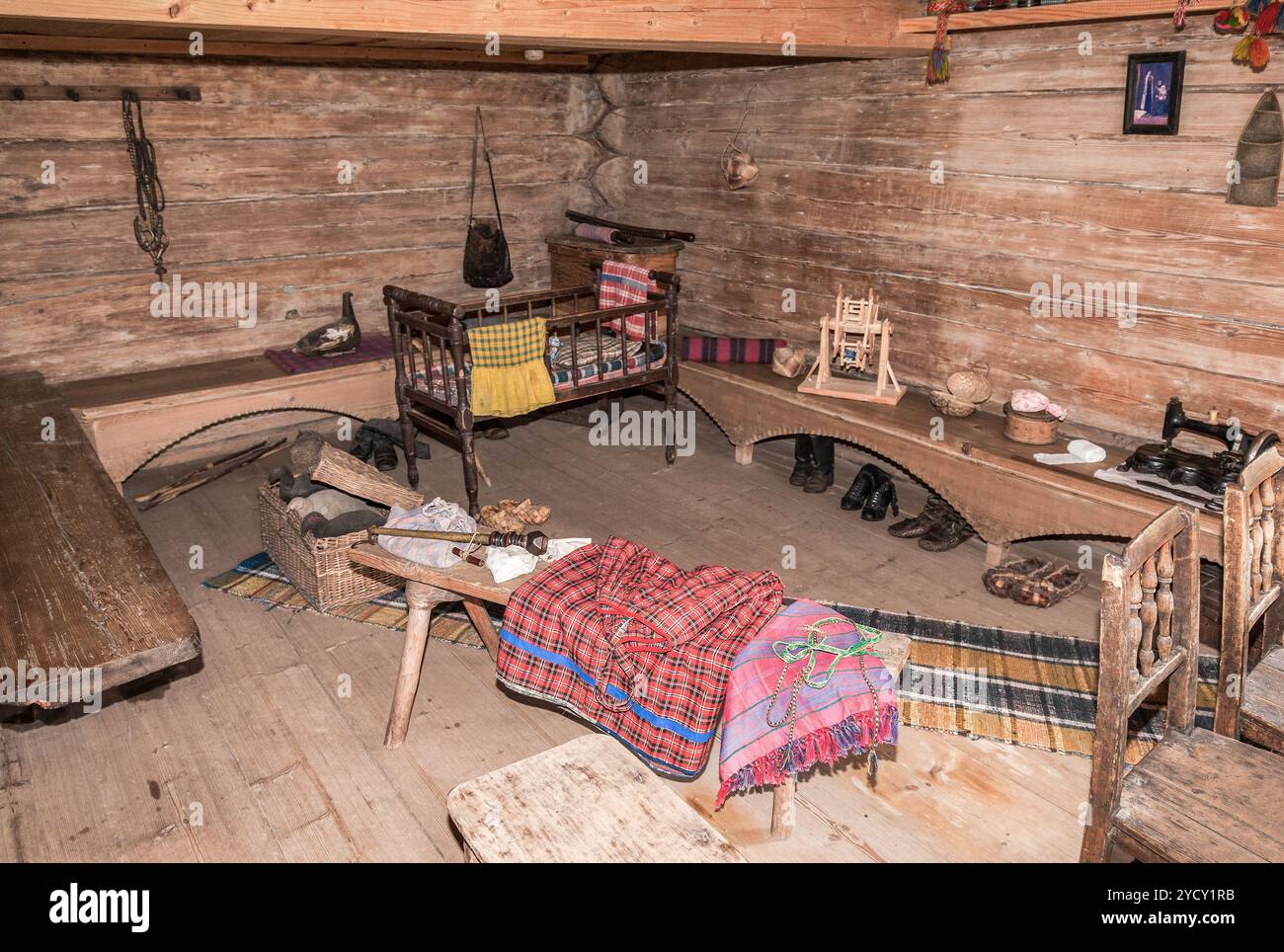 Traditional rural craft hi-res stock photography and images - Alamy