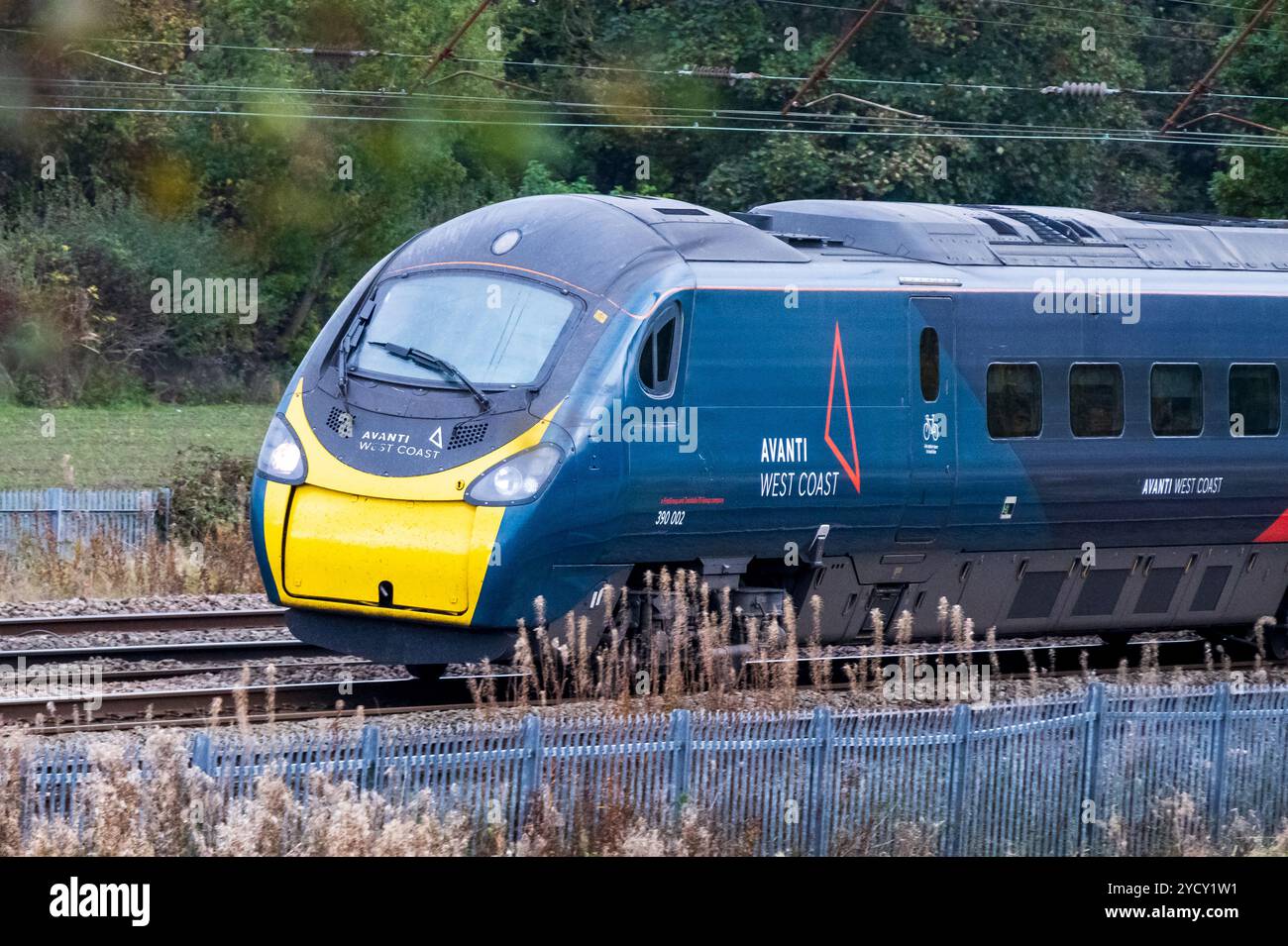 Avanti Pendolino tilting train Stock Photo - Alamy