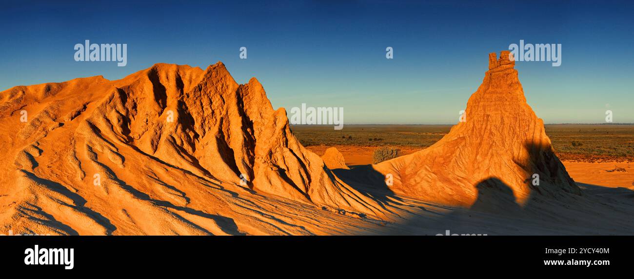 Desert Landscape outback Australia Stock Photo - Alamy
