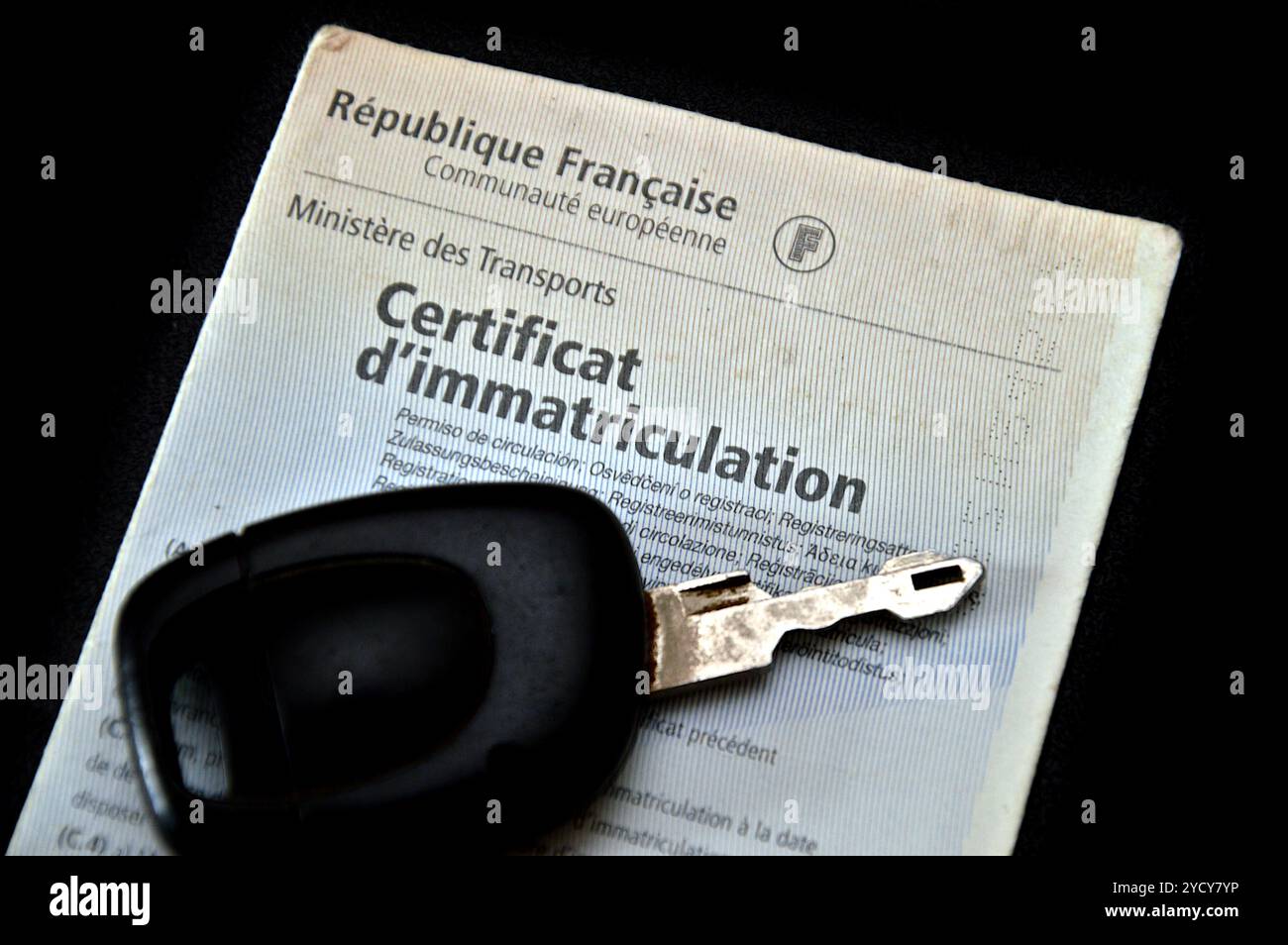 Vehicle registration certificate hi-res stock photography and images ...