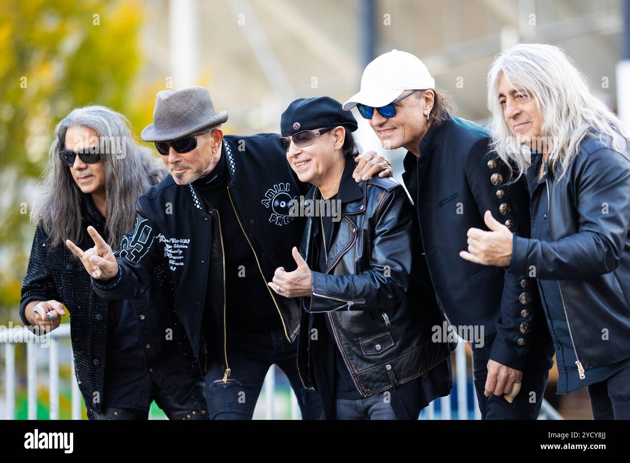 Hanover, Germany. 24th Oct, 2024. Pawel M·ciwoda (l-r), Rudolf Schenker ...