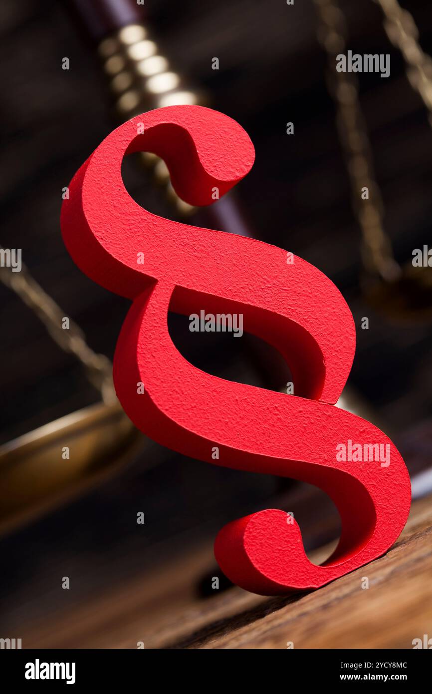 Mallet judge justice sign hi-res stock photography and images - Alamy