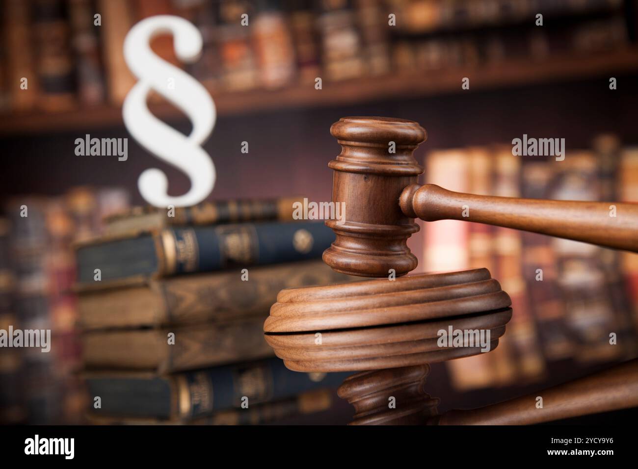Court gavel,Law theme, mallet of justice, Paragraph, mirror background ...