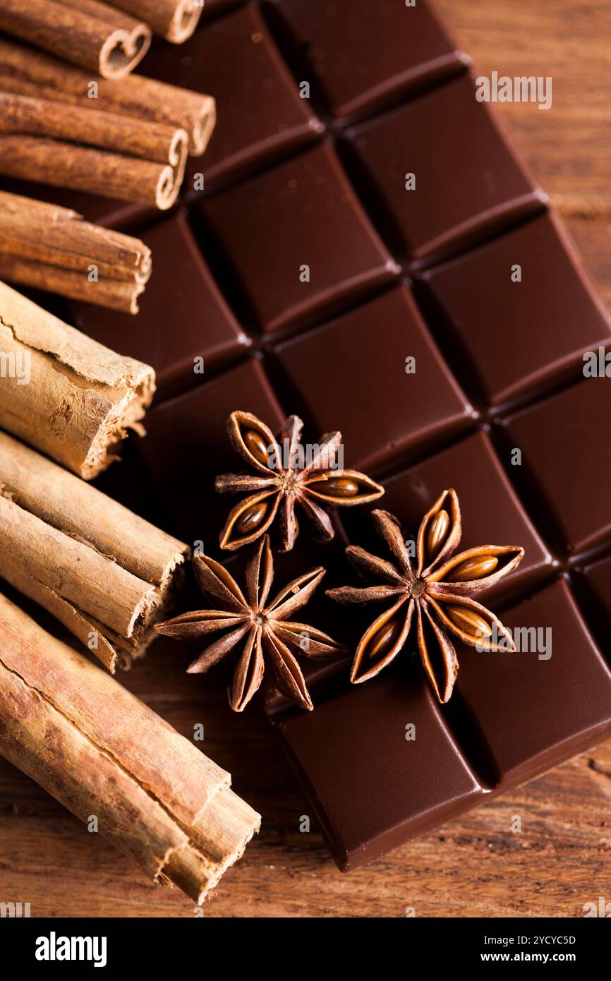 Cinnamon anise dark chocolate hi-res stock photography and images - Alamy