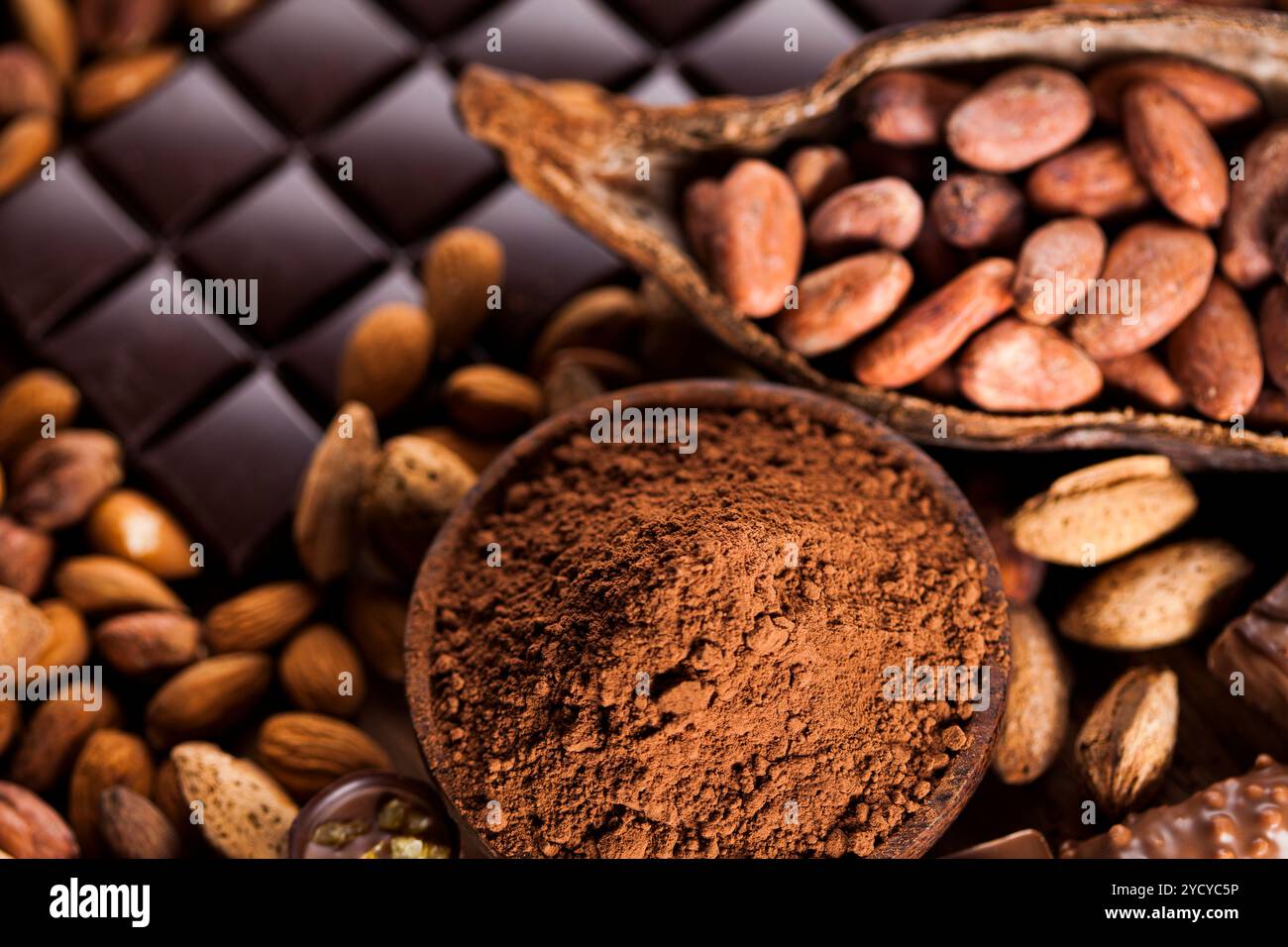 Chocolate bar cocoa powder hi-res stock photography and images - Alamy