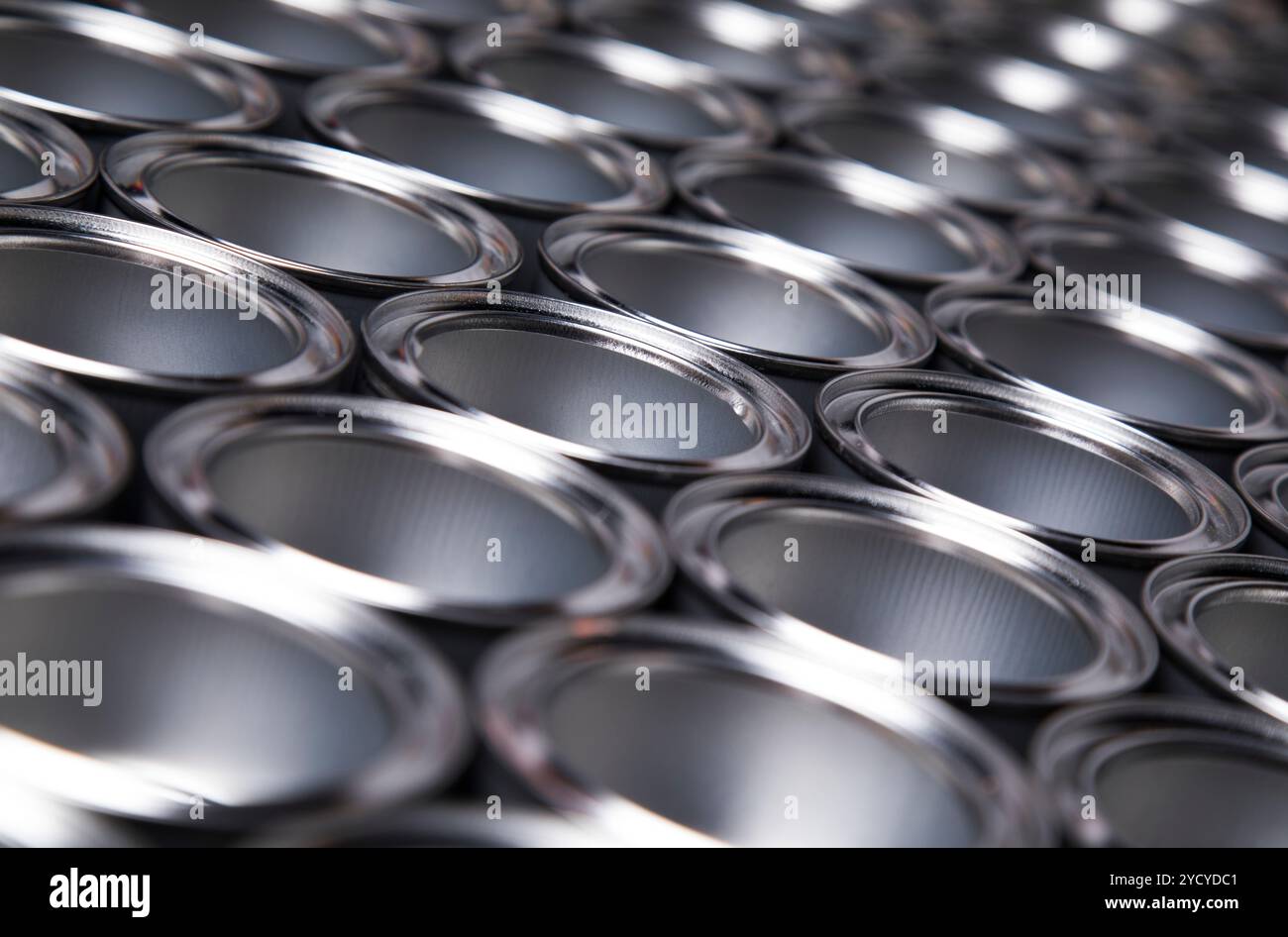 Colorful tin cans hi-res stock photography and images - Alamy